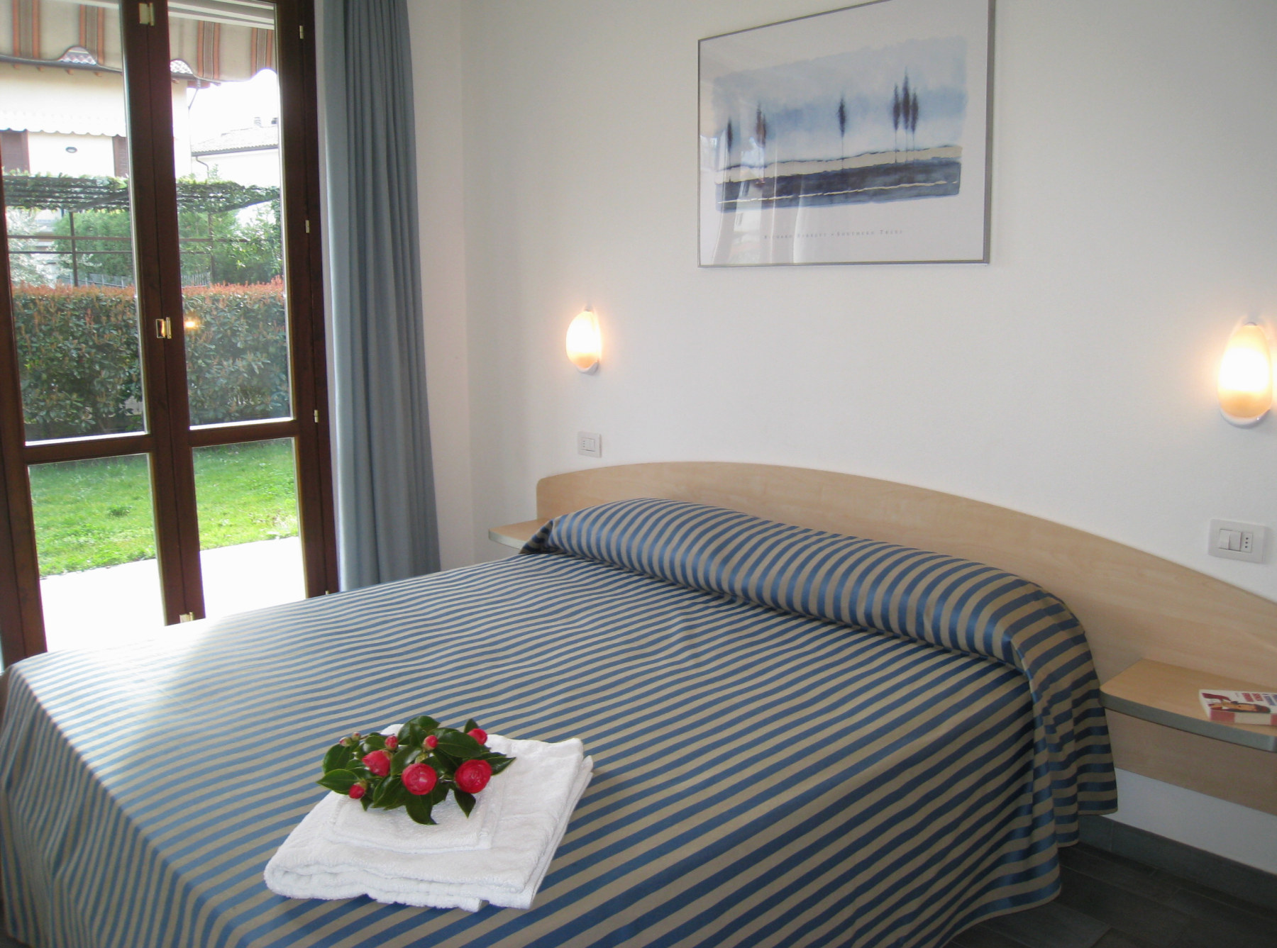 Comói-tó szállások: hotel, apartman, utazás-nyaralás és látnivaló ajánló